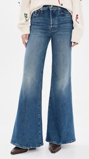 MOTHER The Tomcat Roller Sneak Jeans