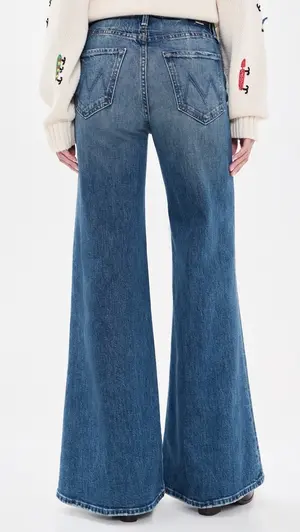MOTHER The Tomcat Roller Sneak Jeans
