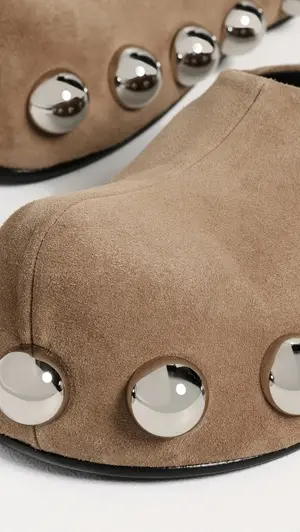 A.W.A.K.E. Mode A. W.a. K.e. Mode Anki Suede Clogs