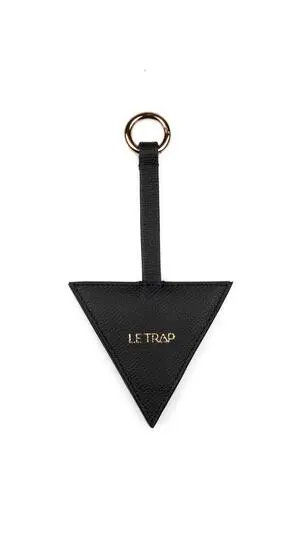LE TRAP Hat Holder Triangle - Black