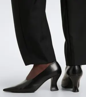 Khaite Colleen Leather Pumps - Black