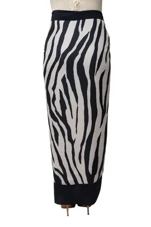 JLUXLABEL Wild Current Sarong
