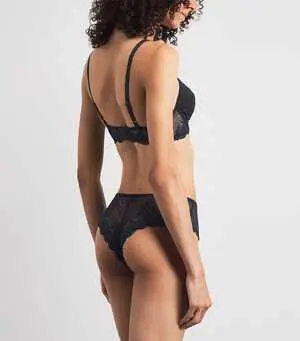 Wacoal Embrace Lace Underwired Bra