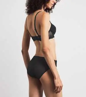 Wacoal Lace Embrace Briefs