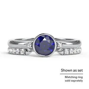 Jewlr Round Bezel Solitaire With Twin Accents Ring