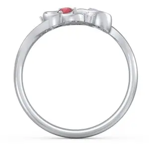 Jewlr Engravable Intertwined Triple Heart Ring With Gemstones