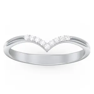 Jewlr V-band Wedding Ring With Accents
