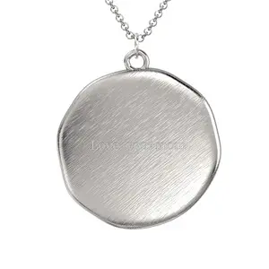Jewlr Initial Medallion Necklace D