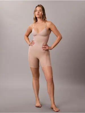 Calvin Klein Perfectly Fit Shapewear Lightly Lined Cami