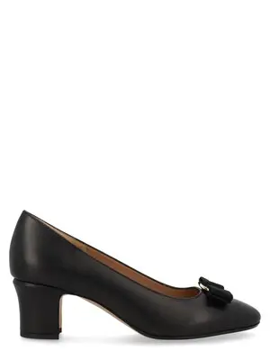 FERRAGAMO Décolleté "vara" Con Tacco - Black
