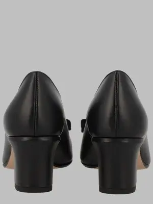 FERRAGAMO Décolleté "vara" Con Tacco