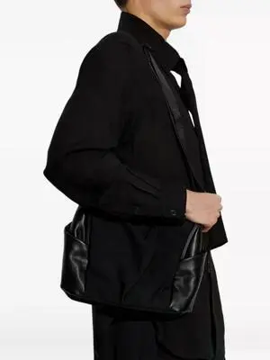 Yohji Yamamoto Gb/lea/ny-b Drape Panelled Shoulder Bag - Black