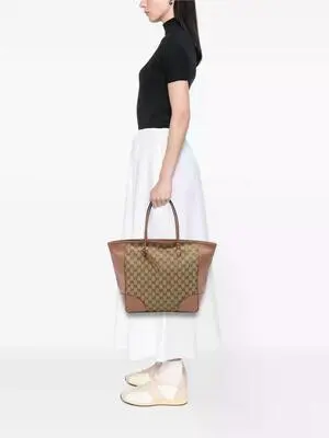 Gucci 2016-2026 Gg Canvas Bree Tote Bag - Neutrals