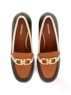 FERRAGAMO Gancini Buckle Leather Pumps