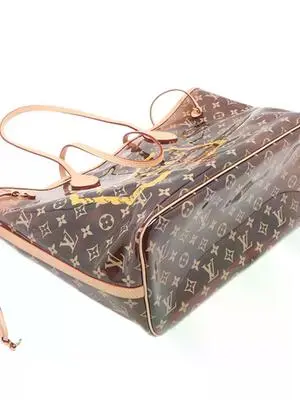LOUIS VUITTON 2021-2026 Monogram Neverfull Gm Tote Bag - Brown