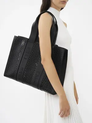 Chloé Woody Cut-out Detailing Leeather Tote Bag