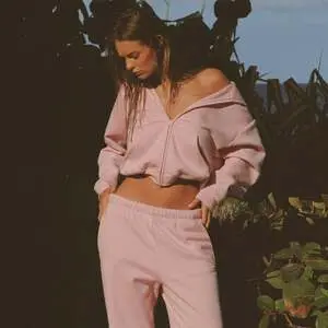 SKIMS Zip Up Hoodie | Pink | | Cotton Fleece - Halite