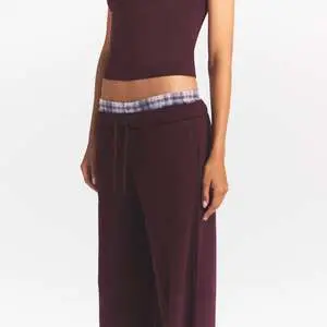 SKIMS Straight Leg Pants | Red | | Cotton Fleece - Currant