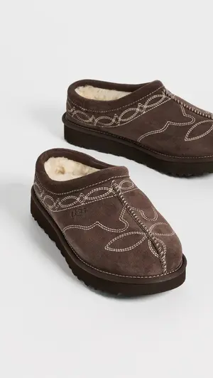 UGG Tasman Western Slippers
