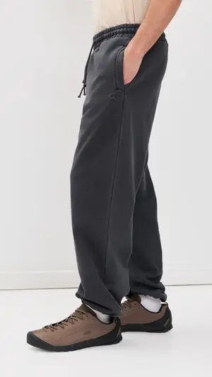 Alpha Industries Washed Essential Relaxed Fit Sweatpants