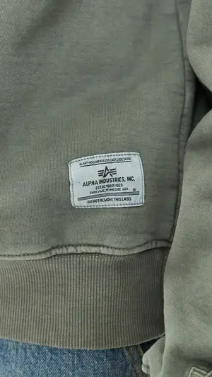 Alpha Industries Washed Essential 1/4 Zip Relaxed Fit Sweatshirt