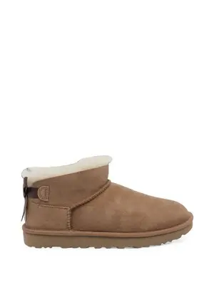 UGG Uiltra Mini Bailey Bow Boots