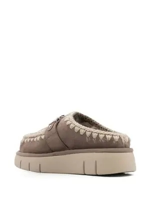 Mou Bounce Clog Slippers