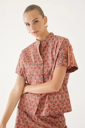 EXQUISE Belt Sleeve Shirt