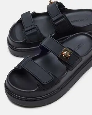 Steve Madden Bigschmona Jelly Platform Sandals