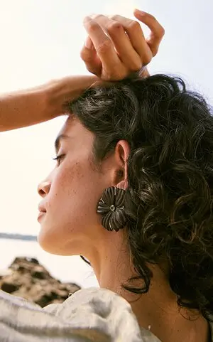 LIZZIE FORTUNATO New Bloom Studs In Acacia Wood