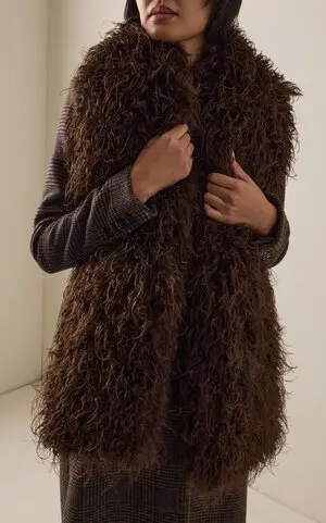 Apparis Dame Faux Mongolian Fur Shawl