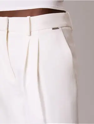 Calvin Klein Effortless Crepe Wide Leg Pleated Trousers