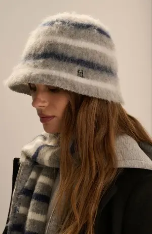 FAVORITE DAUGHTER Structured Knit Bucket Hat