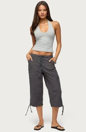 EDIKTED Lility Cargo Capri Pants