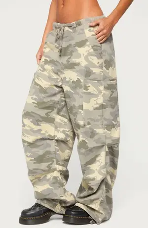 EDIKTED Emzi Baggy Cotton Cargo Pants