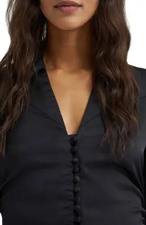 Wrangler Cinched Button Down Shirt