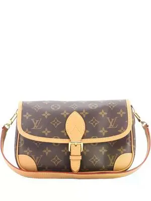 LOUIS VUITTON Diane Nm Handbag Monogram Canvas Crossbody Bag - Brown