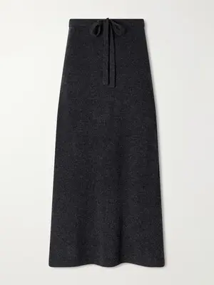 Allude Knee Length Bottoms For Women
