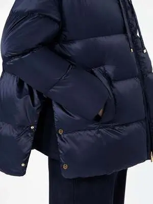 Max Mara Short Roomy Puffer Jacket In Water-repellent Plain-weave Fabric