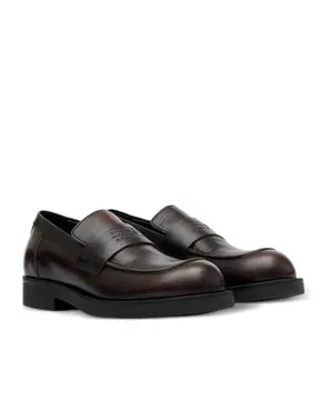 MAISON MARGIELA Round-toe Leather Loafers