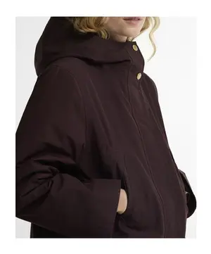 Barbour Id-length Hooded Parka Features