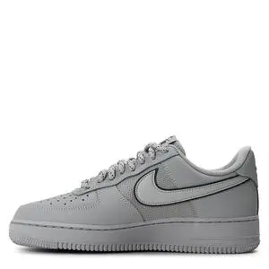 Nike Air Force 1 07 Shoes
