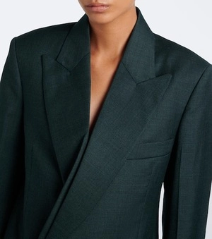 Victoria Beckham Minimal Blazer