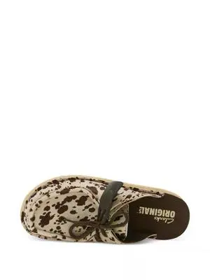 Clarks Dsrtnomad Cow-print Mules - Neutrals