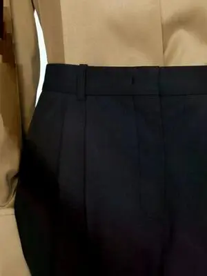 JOSEPH Gabbie Pleated Shorts