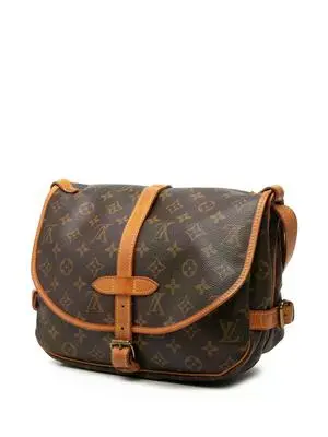 LOUIS VUITTON 1991 Monogram Saumur 30 Crossbody Bag