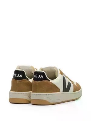 VEJA V-10 Low-tops Sneakers - Neutrals