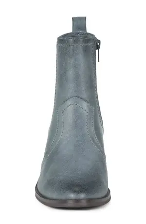 BARETRAPS Dainah Croc Embossed Faux Leather Western Bootie - Navy