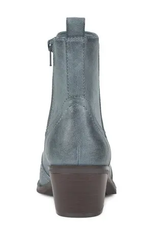 BARETRAPS Dainah Croc Embossed Faux Leather Western Bootie - Navy