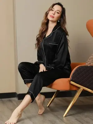 SILKSILKY Pure Silk Long Sleeve Notch Collar Pajamas - Black